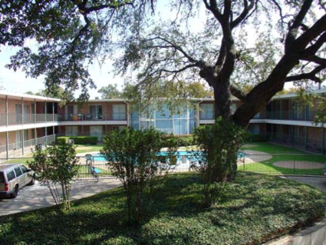 Lantana Apartments 2 Bedroom Apartment for Rent at 1802 West Ave, Austin, TX 78701 Downtown Austin