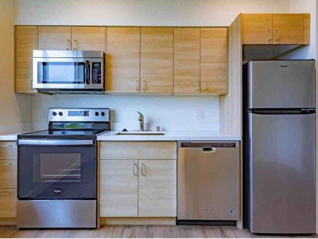 Lanterman Apartments Studio Apartment for Rent at 609 W Nickerson St, Seattle, WA 98119 North Queen Anne