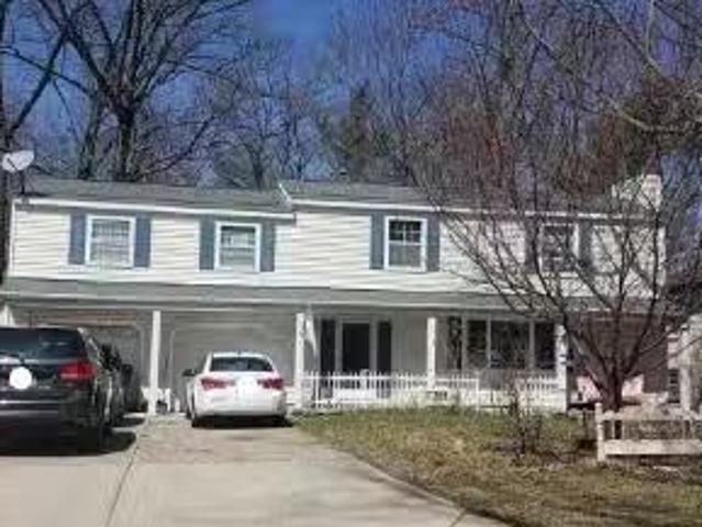 Lantern Dr NW