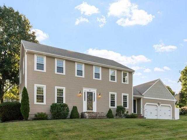 Lantern Ln, Shrewsbury, Home For Sale