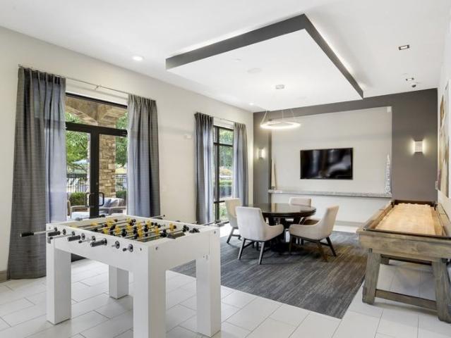Lantower Waverly 3 Bedroom Apartment for Rent at 6101 Ardrey Kell Rd, Charlotte, NC 28277 Providence Estates East