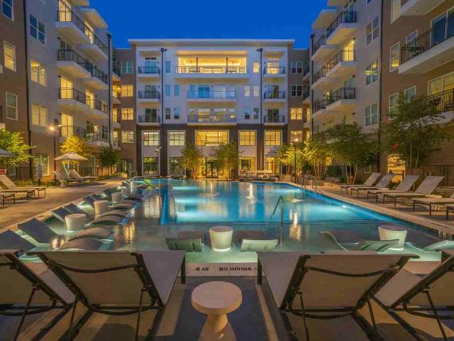 Lantower West Love 2 Bedroom Apartment for Rent at 2275 Hawes Ave, Dallas, TX 75235 Lovefield West