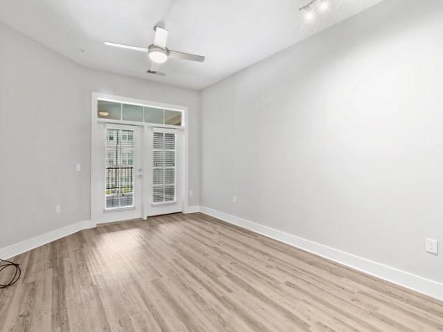 Lantower Weston Corners 1 Bedroom Apartment for Rent at 6000 Elevate Cir, Cary, NC 27513