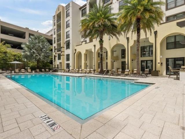 Lantower Westshore 2 Bedroom Apartment for Rent at 4504 W Spruce St, Tampa, FL 33607 Carver City Lincoln Gardens