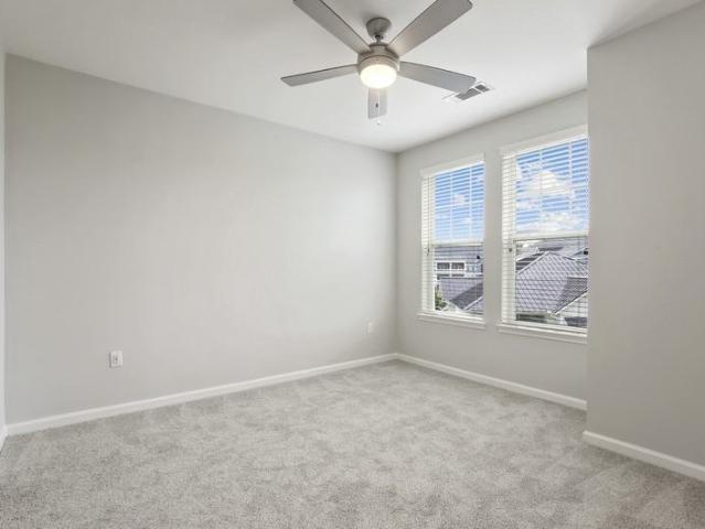Lantower Garrison Park 1 Bedroom Apartment for Rent at 2725 Reseda Pl, Charlotte, NC 28262 Mallard Creek Withrow Downs