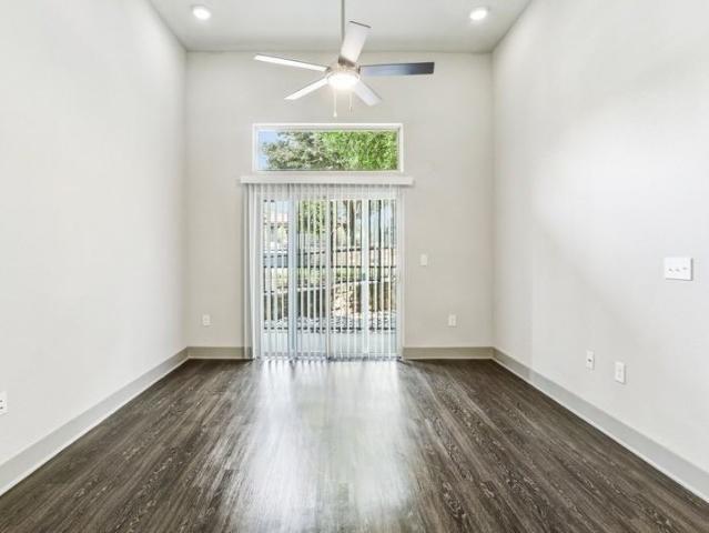 Lantower Legacy Lakes 1 Bedroom Apartment for Rent at 2600 Lake Ridge Rd, Lewisville, TX 75056