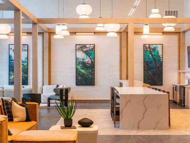 Lantower Midtown Studio Apartment for Rent at 10658 N Central Expy, Dallas, TX 75231