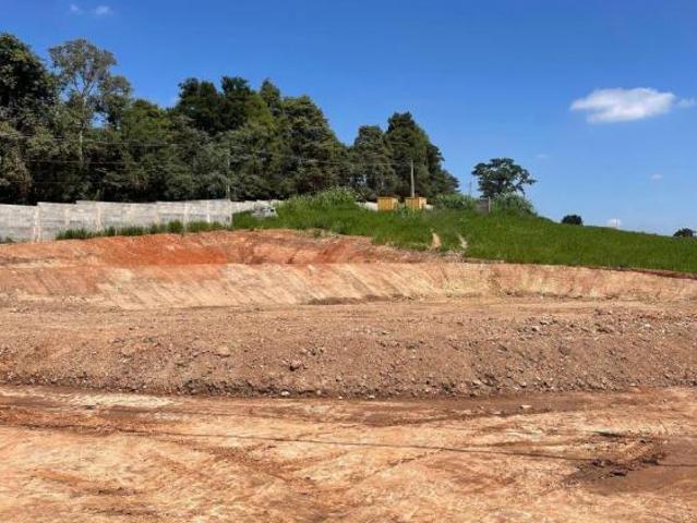 LANÇAMENTO COM PAGAMENTO FACILITADO Lotes de 1000m² em Mairinque, proximo da castelo branco