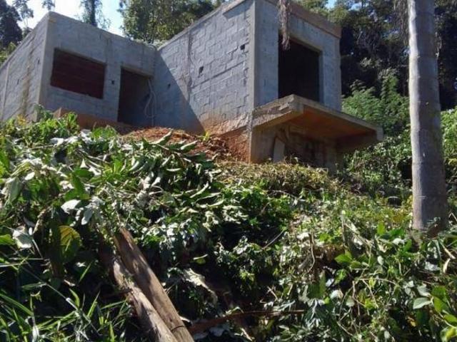 Lançamento de casa em Terra Preta