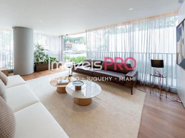 Lançamento em Moema com 317m² e 3 suítes
