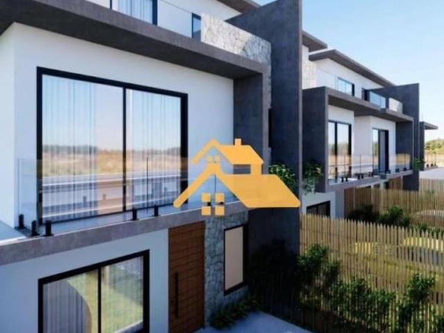 Lançamento em Juquehy: Casa em Condomínio com 180m², 4 Suítes, Piscina Privativa e 2 Vagas a 300m da
