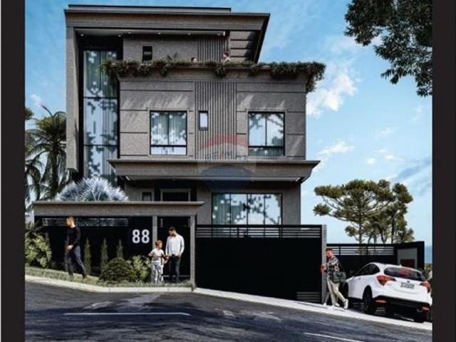 Lançamento, Sobrados Triplex no Uberaba