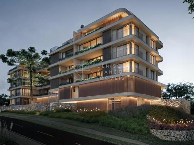Apartamento VERO no Ahú com 3 suítes
