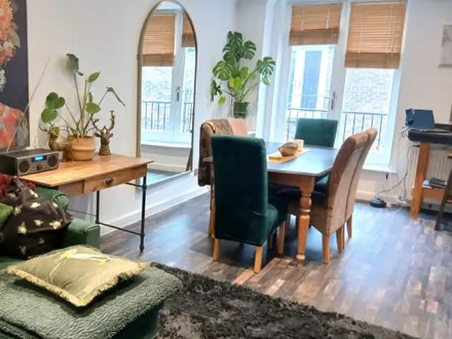 Lanark Medical Centre, 165 Lanark Road, London, W9 1NZ, United Kingdom | 3 bed townhouse for rent #160327969 | Rentberry