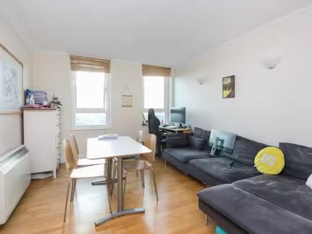 Lanark Square, London, E14 9QD