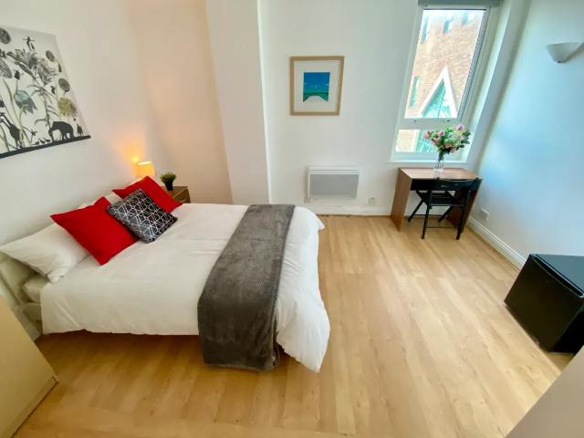 Lanark Square, London E14, Room to rent, £1,250 pcm | PrimeLocation
