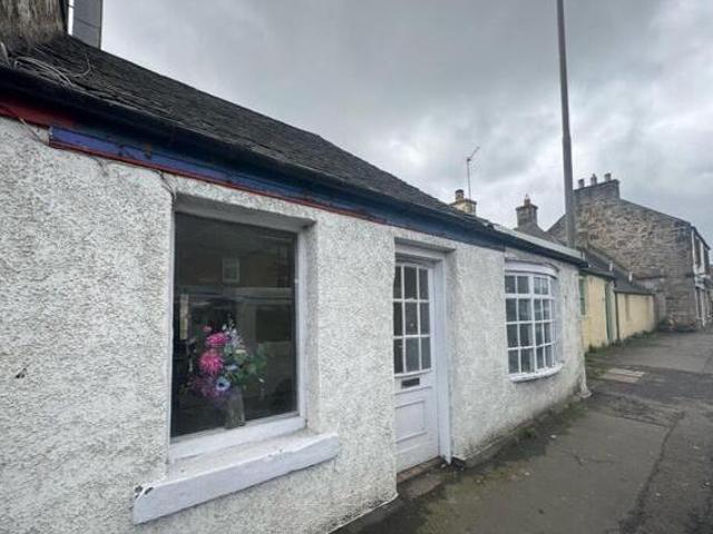 Lanark Road, Edinburgh, 2 Bedroom Semi detached