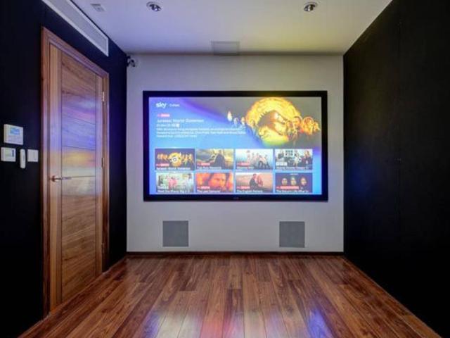 Lanark Road, Little Venice, London W9, 3 bed flat to rent, £12,000 pcm | PrimeLocation