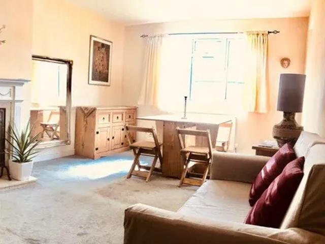 Lancaster Court 131 166, 131 166 Lancaster Court, London, SW6 5TH, United Kingdom | 1 bed apartment for rent #115327829 | Rentberry