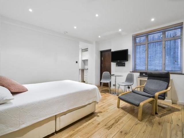 Lancaster Court, London, W2 Studio to rent £1,730 pcm £399 pw