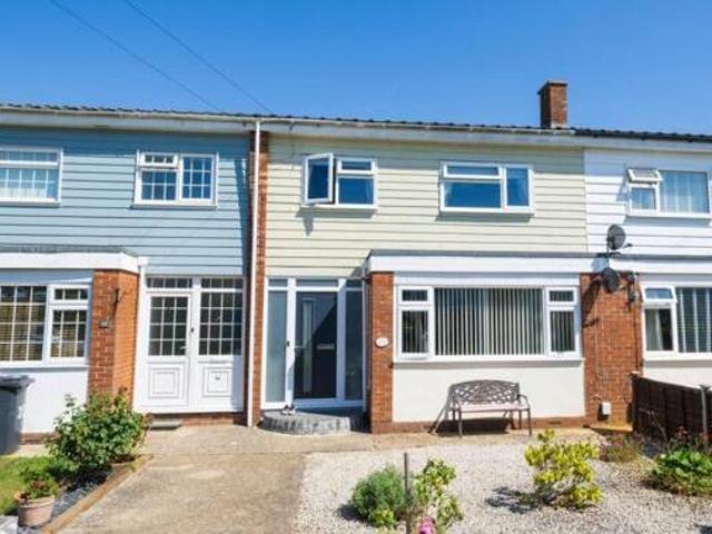 Lancaster Close, Lee on the solent, 3 Bedroom Terraced