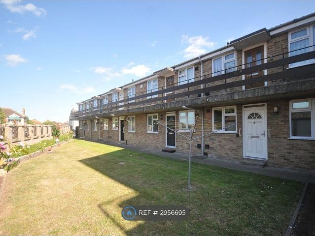 Lancaster Close, Ramsgate CT12, 1 bed flat to rent, £795 pcm | PrimeLocation