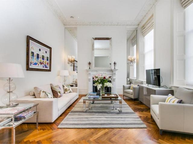 Lancaster Gate, W2 2 bed flat to rent £8,000 pcm £1,846 pw
