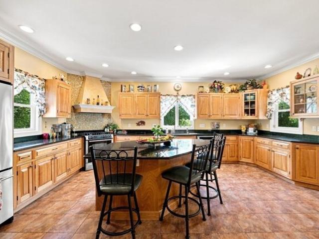 Lancaster Dr, Agawam, Home For Sale