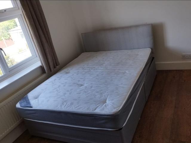 Lancaster Drive, Hornchurch RM12, Room to rent, £650 pcm | PrimeLocation