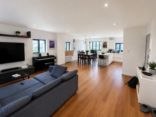 Lancaster Drive, London E14, 4 bed terraced house to rent, £4,300 pcm | PrimeLocation