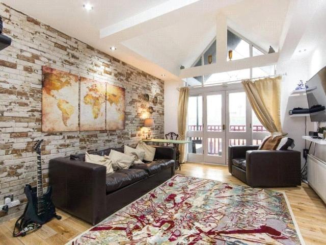 Lancaster Drive, London 1 bed flat to rent £2,700 pcm £623 pw