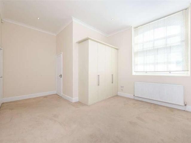 Lancaster House, Borough Road, Isleworth, TW7