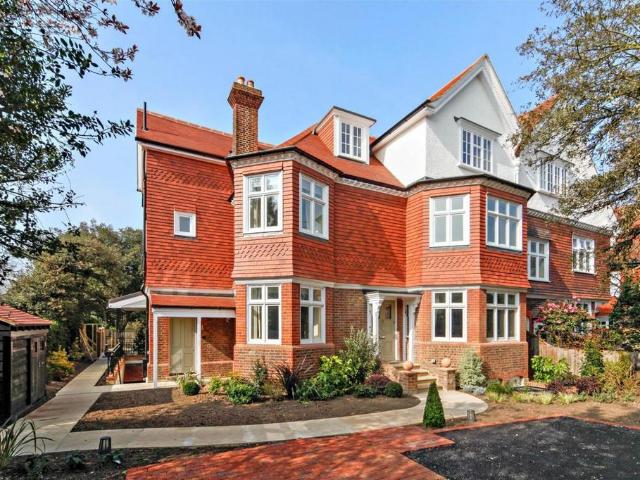 Lancaster Road, Wimbledon, London, SW19 7 bed detached house to rent £16,500 pcm £3,808 pw
