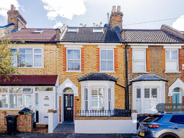 Lancaster Road, London, E17 4 bed terraced house to rent £3,895 pcm £899 pw