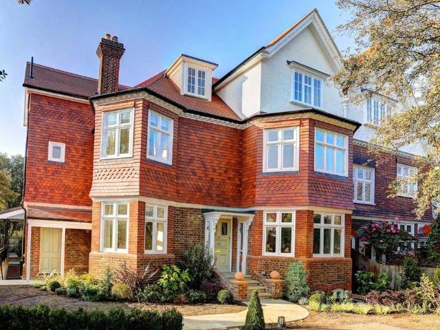 Lancaster Road, London SW19 7 bed house to rent £16,500 pcm £3,808 pw