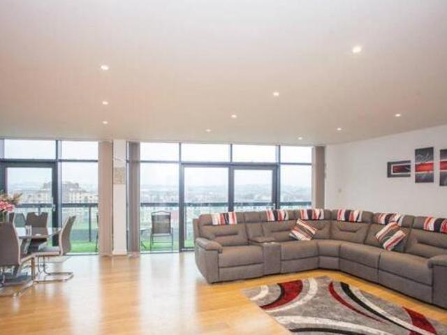 Lancefield Quay, Glasgow, 2 Bedroom Apartment