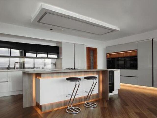 Lancefield Quay, Finnieston, 3 Bedroom Penthouse