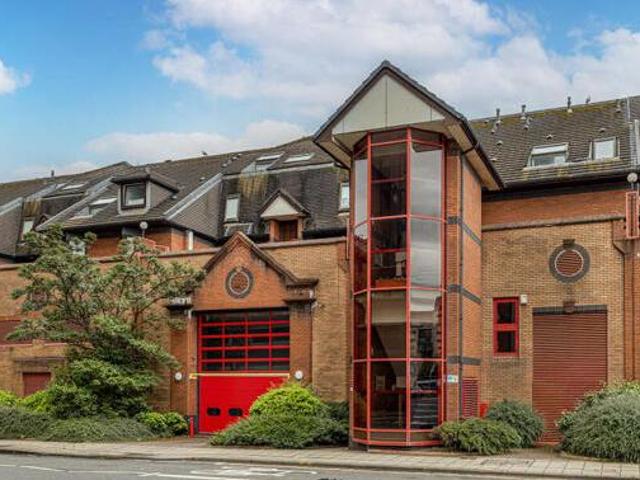 Lancefield Quay, Finnieston, 3 Bedroom Penthouse