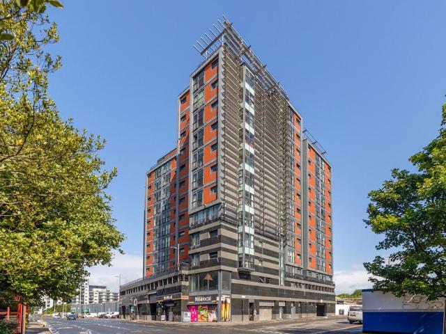 Lancefield Quay, River Heights. 2 bed apartment to rent £1,095 pcm £253 pw