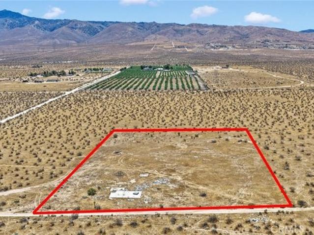 Lancelet St, Apple Valley, CA 92308