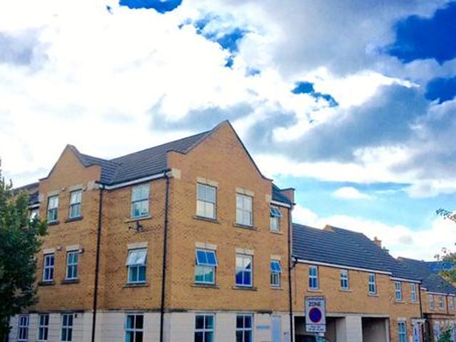 Lancelot Road, Bristol, 4 Bedroom Flat