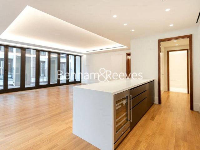 Lancer Square, London W8, 2 bed flat to rent, £16,467 pcm | PrimeLocation