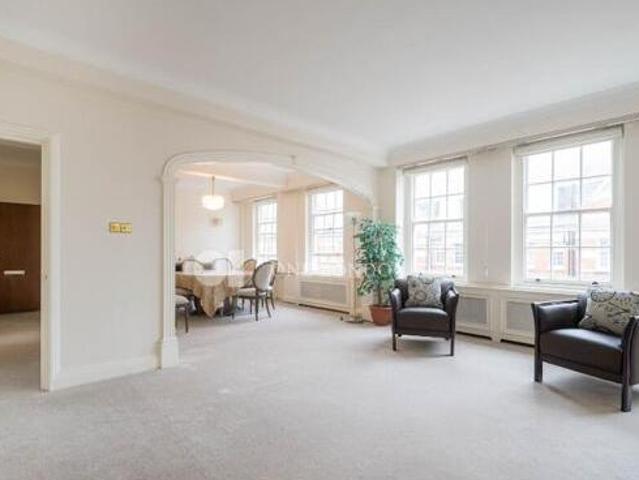 Lanchester Court, Tyburnia, 4 Bedroom Flat