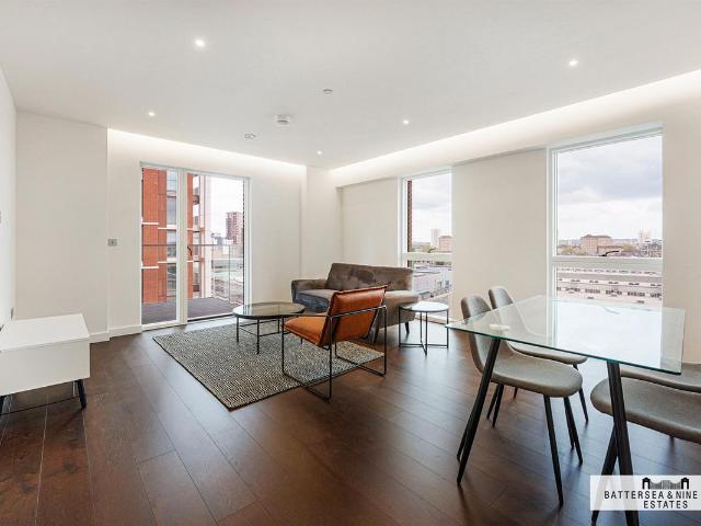 Lanchester Way, London SW11, 2 bed flat to rent, £3,575 pcm | PrimeLocation