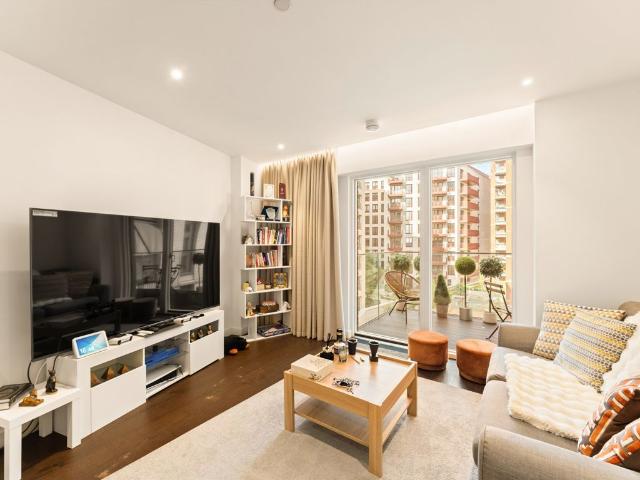 Lanchester Way, Nine Elms SW11, 2 bed flat to rent, £3,650 pcm | PrimeLocation