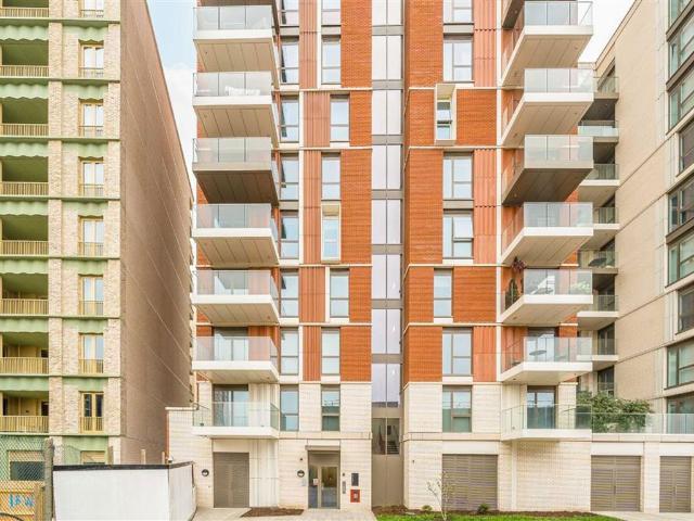 Lanchester Way, Nine Elms SW11, 2 bed flat to rent, £4,000 pcm | PrimeLocation