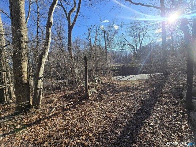 land m CT ES105172452