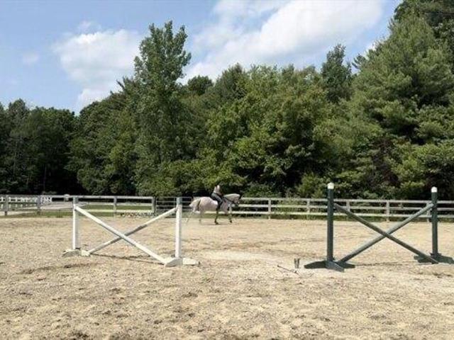 land Medfield MA ES105061696
