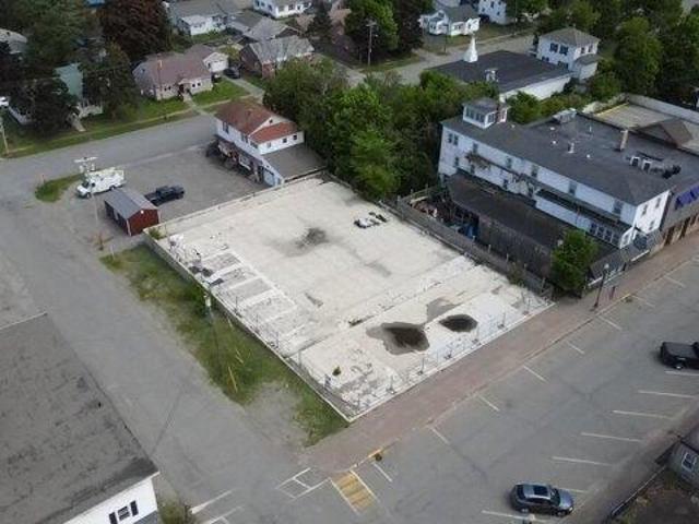 land Millinocket ME ES104853572