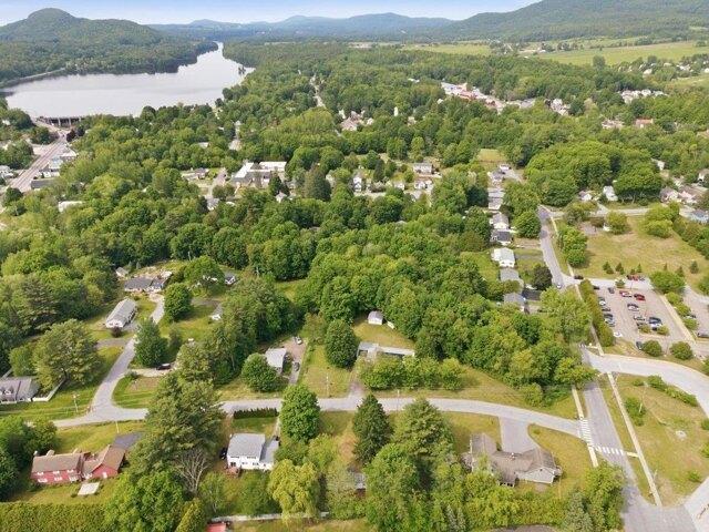 land Milton VT DS103932567